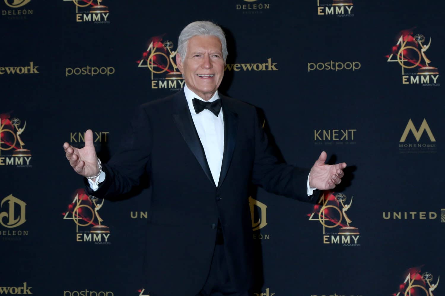 Beloved 'Jeopardy' Host Alex Trebek Dies at 80 - crednews